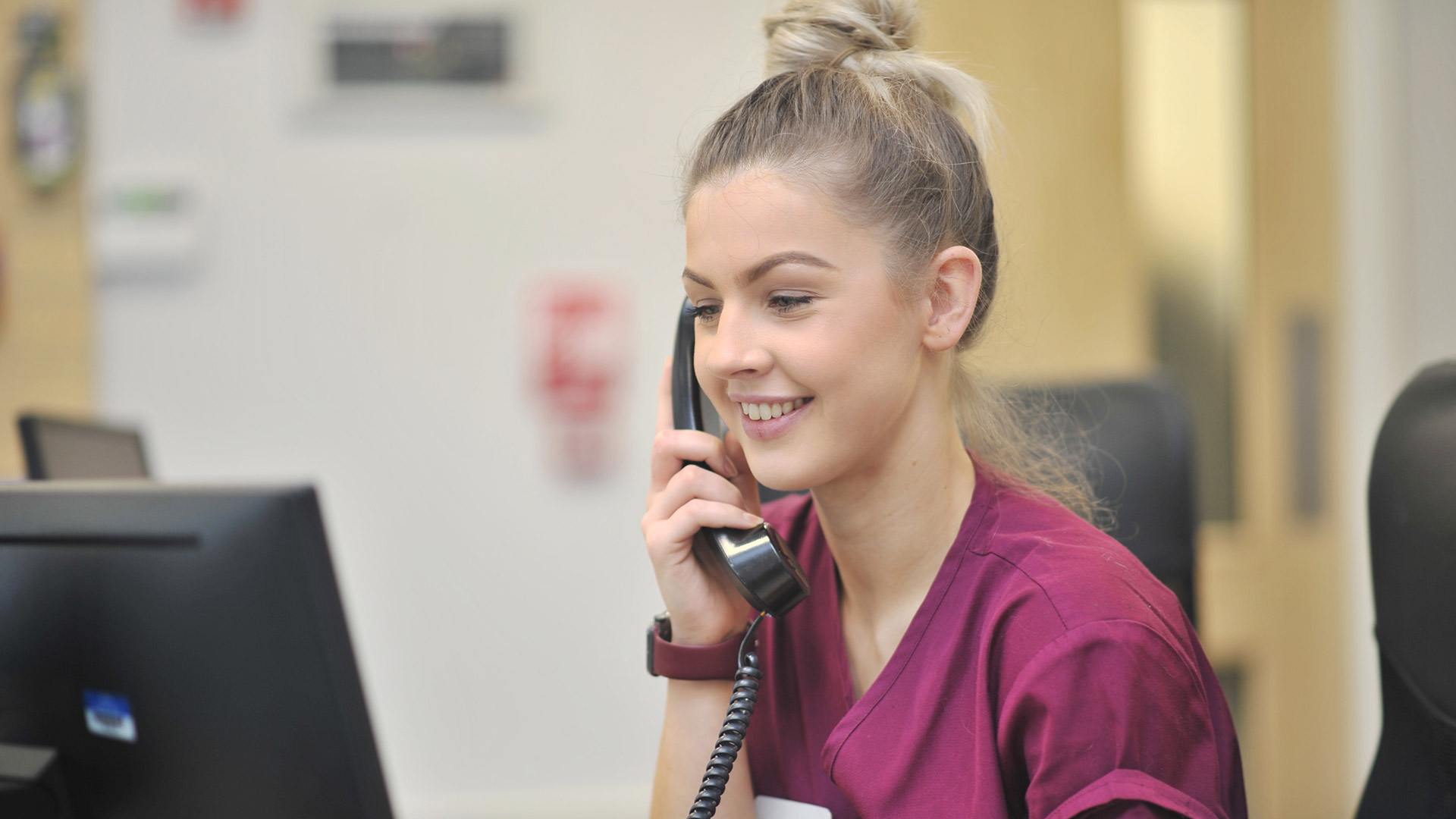 Contact Our Veterinary Team | Leeds | Holly House Vets - Holly House Vets